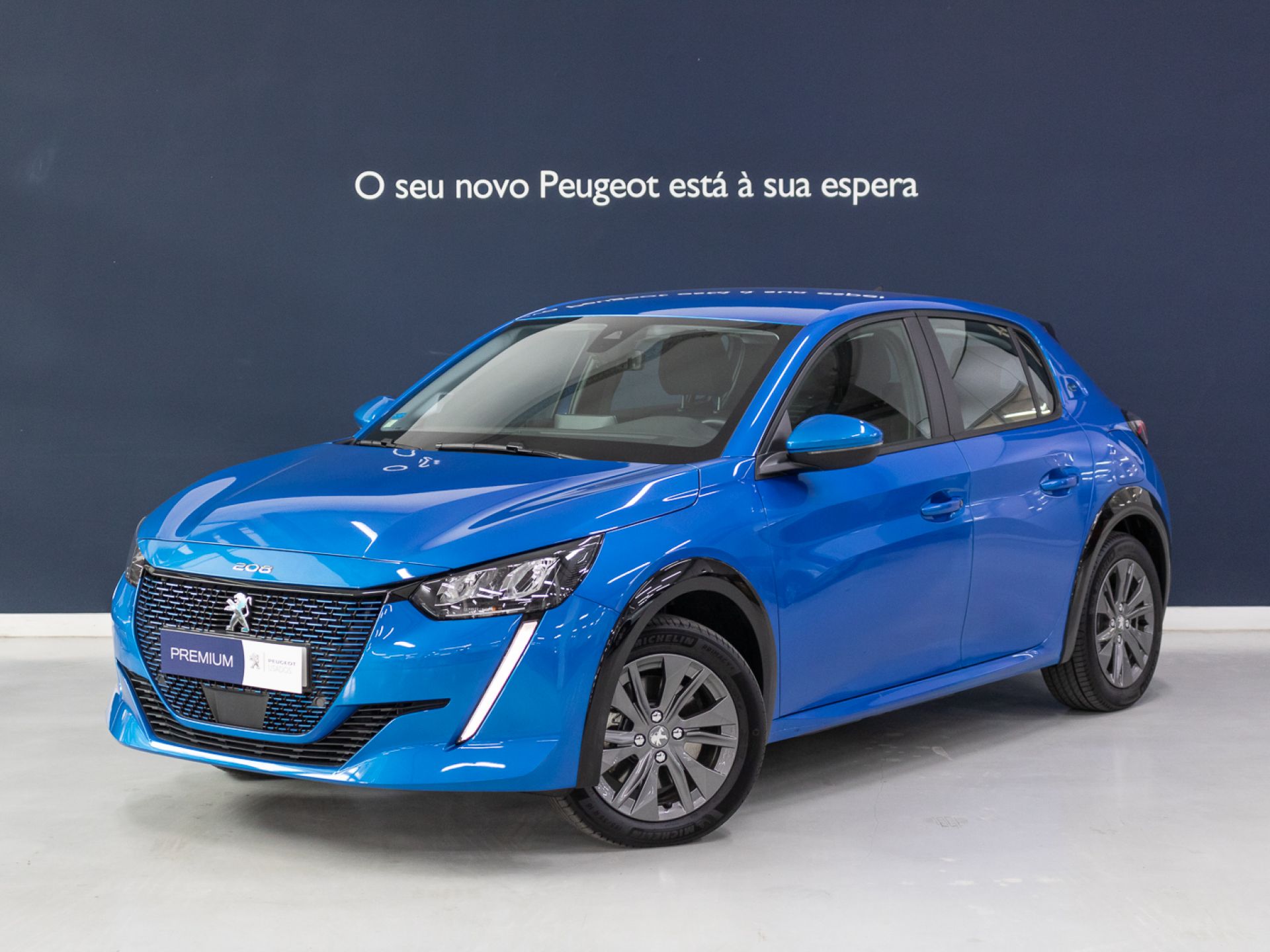 Peugeot 208 Active Versão Eléctrica 2020 Azul Vertigo de Segunda mão ...