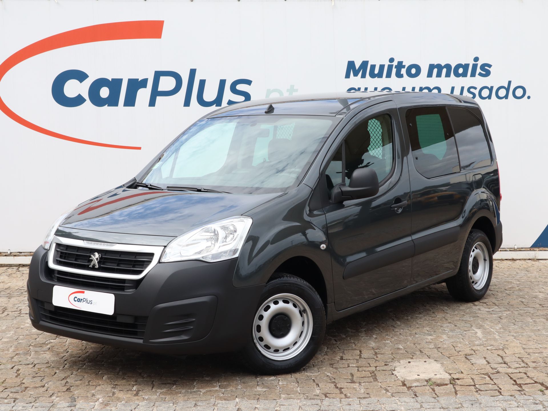 Peugeot Partner de Segunda Mão - 2017 44138 km 🥇