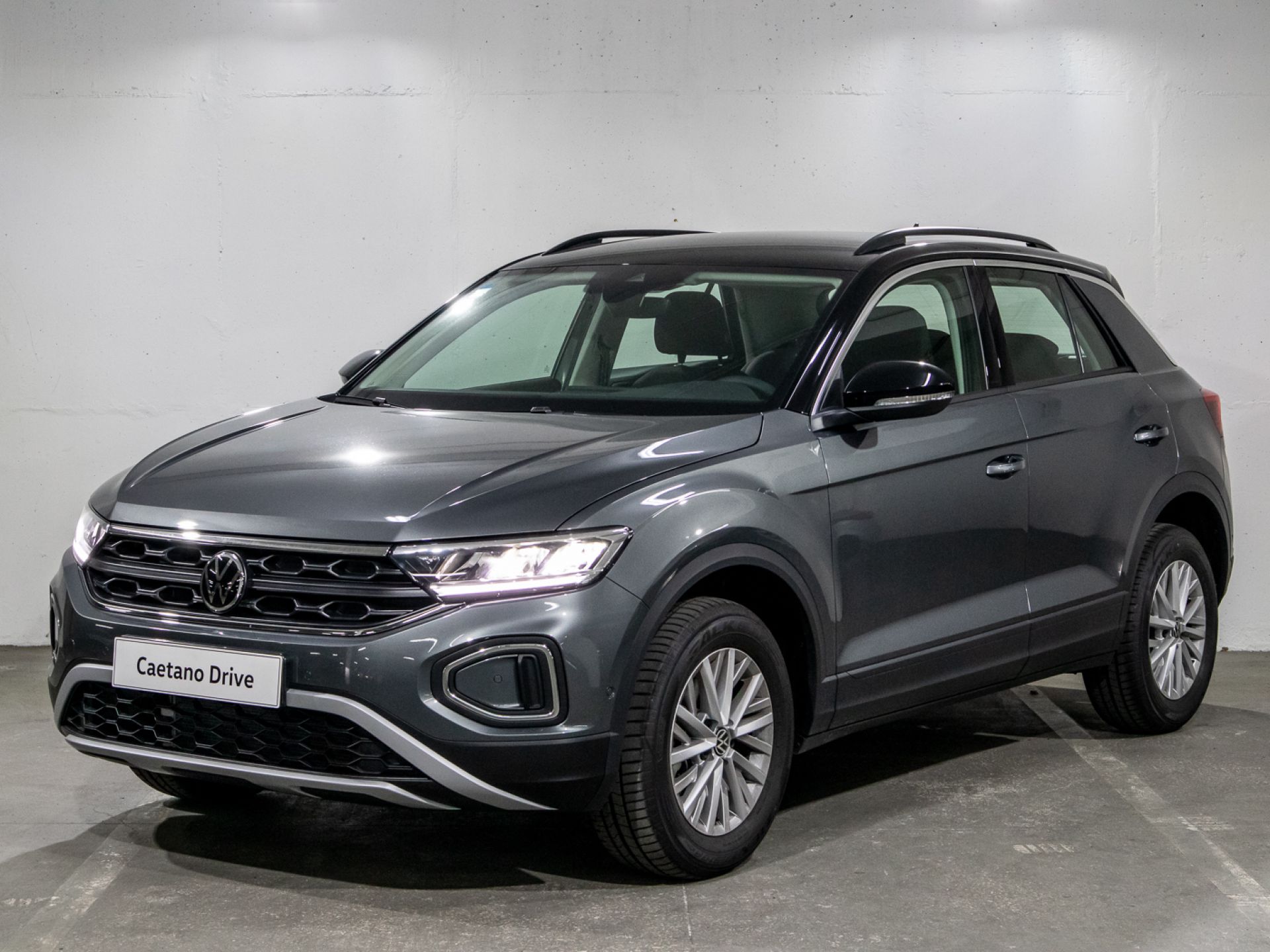 Volkswagen T-Roc Usado de 2022 | Caetano Retail